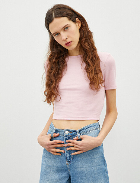 Koton Kadın Bisiklet Yaka Kısa Kollu Slim Crop Tişört