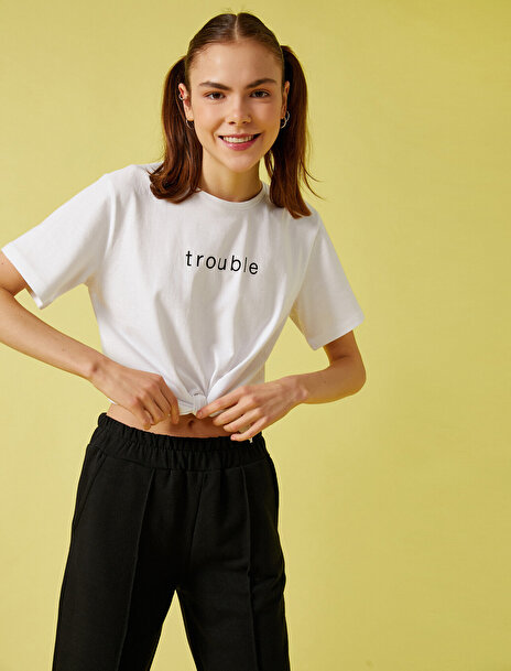 Koton Kadın Yazılı Baskılı Tişört Belden Bağlamalı Pamuklu