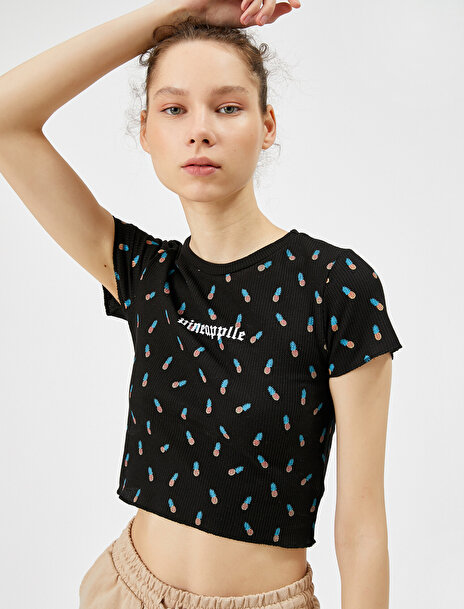 Koton Kadın Baskılı Tişört Pamuklu Waffle Koton Kadın Baskılı Tişört Pamuklu Waffle