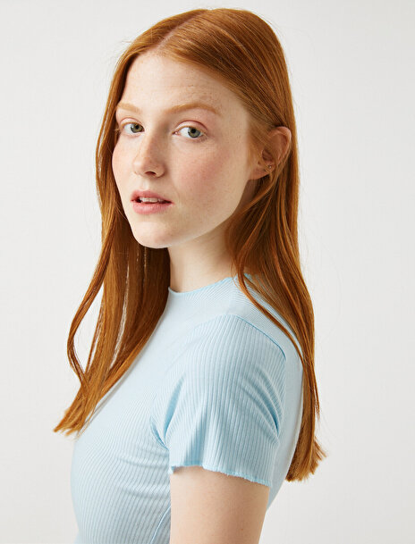 Koton Ole Genç Kız Bisiklet Yaka Tişört Fırfır Detaylı Fitilli