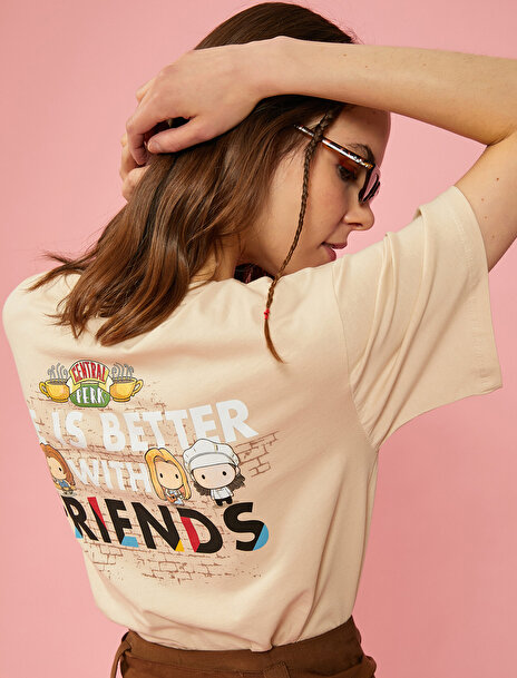 Koton Kadın Friends Tişört Lisanslı Pamuklu Oversize Koton Kadın Friends Tişört Lisanslı Pamuklu Oversize