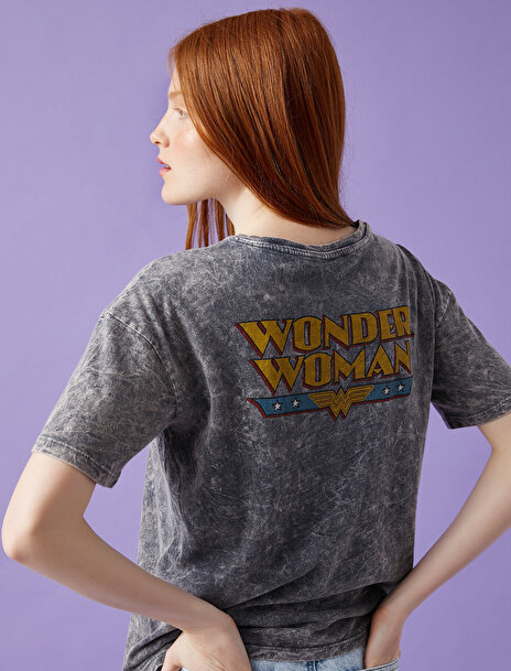 Koton Kadın Wonder Woman Tişört Lisanslı Pamuklu Koton Kadın Wonder Woman Tişört Lisanslı Pamuklu