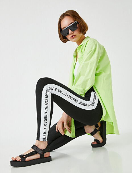 Koton Kadın Şeritli Tayt Sloganlı Pamuklu Koton Kadın Şeritli Tayt Sloganlı Pamuklu