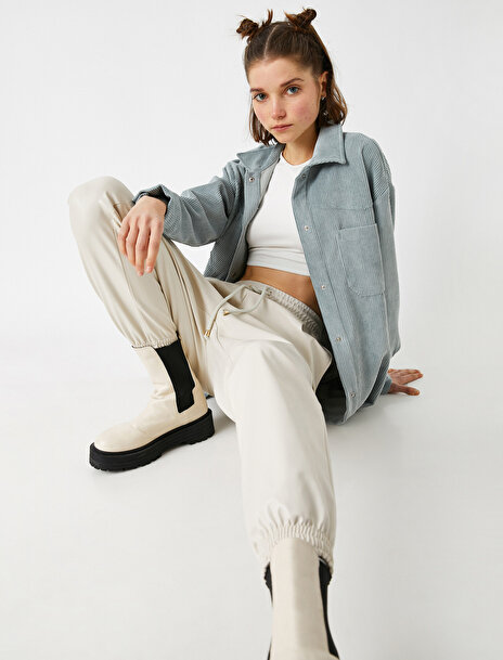 Koton Kadın Fitilli Kadife Cepli Gömlek Oversize Koton Kadın Fitilli Kadife Cepli Gömlek Oversize