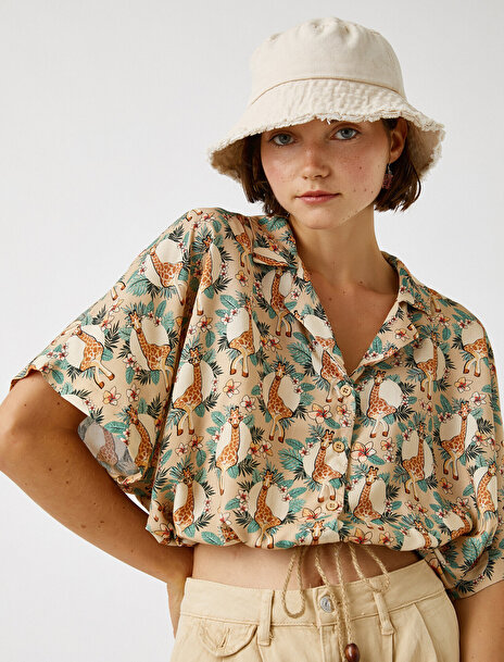 Koton Ole Genç Kız Zürafa Desenli Gömlek Crop Kısa Kollu Beli Bağlamalı Koton Ole Genç Kız Zürafa Desenli Gömlek Crop Kısa Kollu Beli Bağlamalı