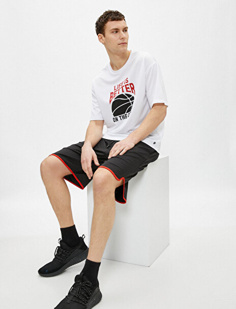 Koton Erkek Relaxed Fit Şort Biyeli Belden Bağlamalı Cepli Koton Erkek Relaxed Fit Şort Biyeli Belden Bağlamalı Cepli