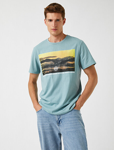 Koton Erkek Gökyüzü Baskılı Tişört