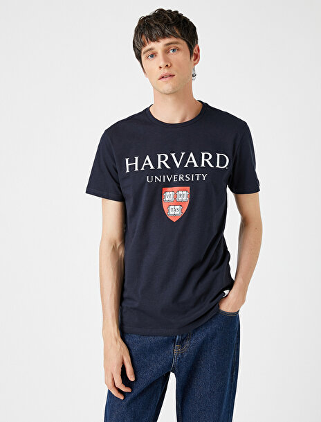 Koton Erkek Harvard Tişört Lisanslı Pamuklu Koton Erkek Harvard Tişört Lisanslı Pamuklu
