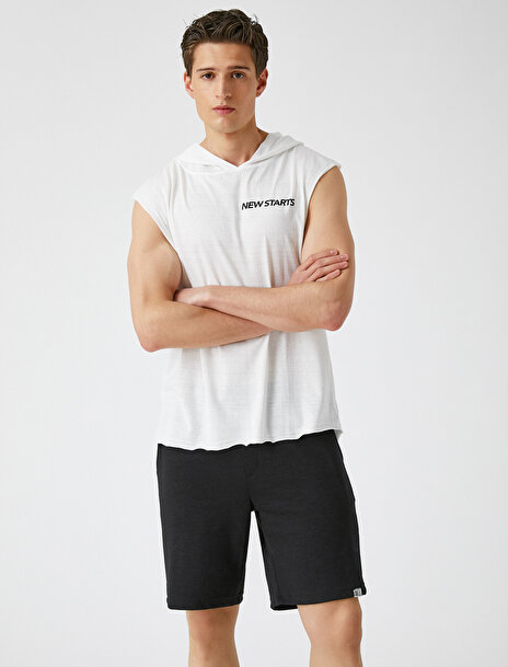 Koton Erkek Kapüşonlu Tişört Sloganlı Pamuklu Koton Erkek Kapüşonlu Tişört Sloganlı Pamuklu