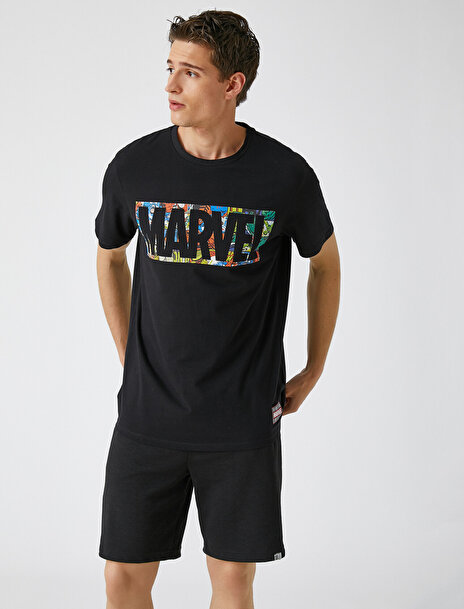 Koton Erkek Marvel Tişört Lisanslı Bisiklet Yaka  Pamuklu Koton Erkek Marvel Tişört Lisanslı Bisiklet Yaka  Pamuklu