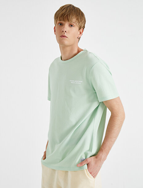 Koton Erkek Sloganlı Tişört Pamuklu Oversize Koton Erkek Sloganlı Tişört Pamuklu Oversize