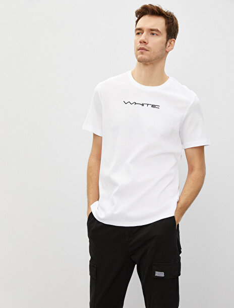 Koton Erkek Pamuklu Yazılı Baskılı Kısa Kollu Bisiklet Yaka Tilşört