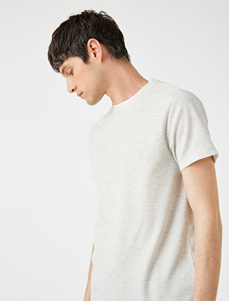 Koton Erkek Slim Fit Tişört Bisiklet Yaka Waffle