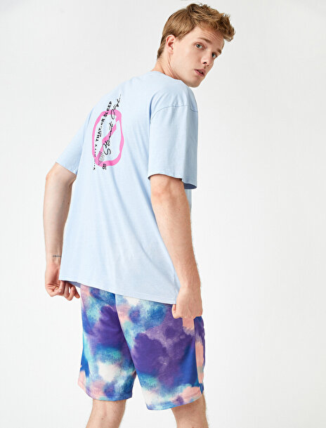 Koton Erkek Arkası Baskılı Tişört Pamuklu