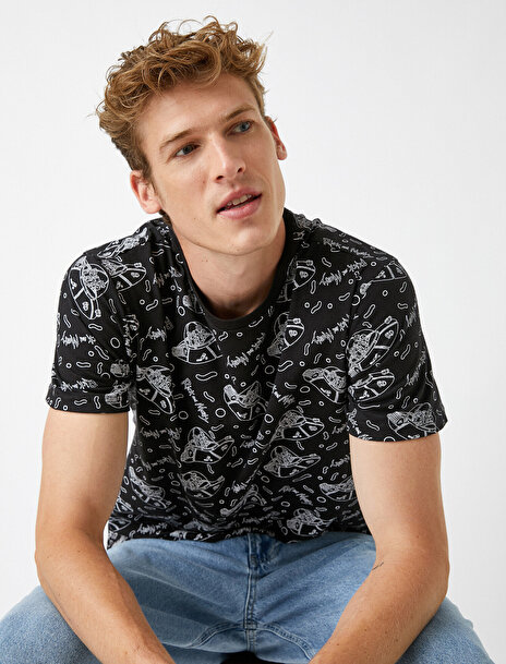 Koton Erkek Rick and Morty Tişört Lisanslı Baskılı