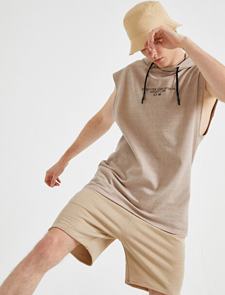 Koton Erkek Sloganlı Atlet Sıfır Kol Baskılı Koton Erkek Sloganlı Atlet Sıfır Kol Baskılı