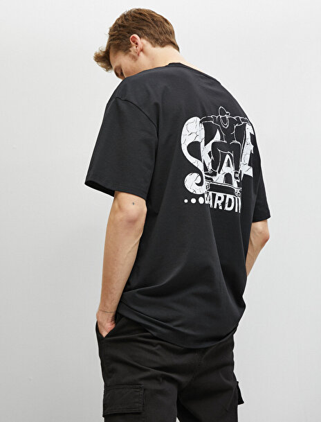 Koton Erkek Sırtı Baskılı Tişört Kısa Kollu Pamuklu Oversize