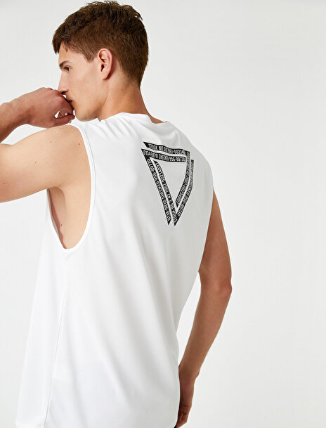 Koton Erkek Arkası Baskılı Spor Atlet