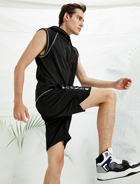 Koton Erkek Kapüşonlu Spor Tisört Kolsuz