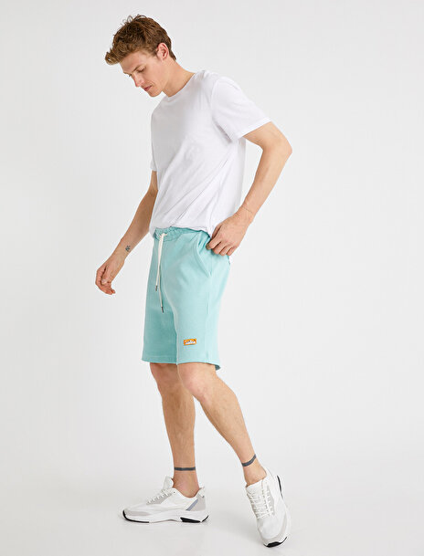 Koton Erkek Cepli Şort Amblemli Koton Erkek Cepli Şort Amblemli