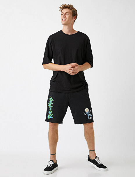 Koton Erkek Rick and Morty Şort Lisanslı Baskılı