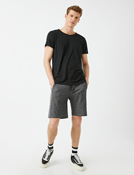 Koton Erkek Cepli Sort Pamuklu Seritli Belden Baglamali