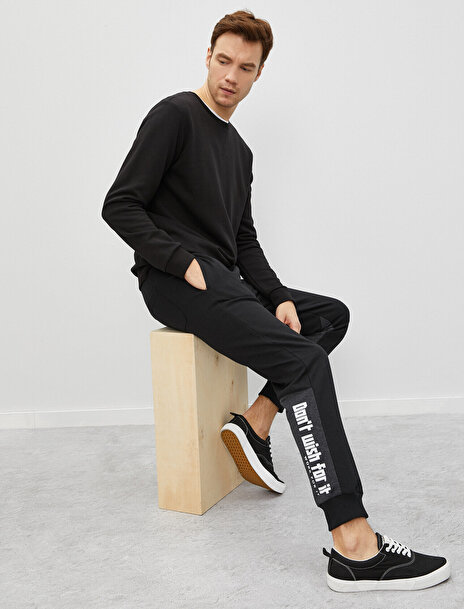 Koton Erkek Yazılı Baskılı Cepli Jogger Eşofman Altı