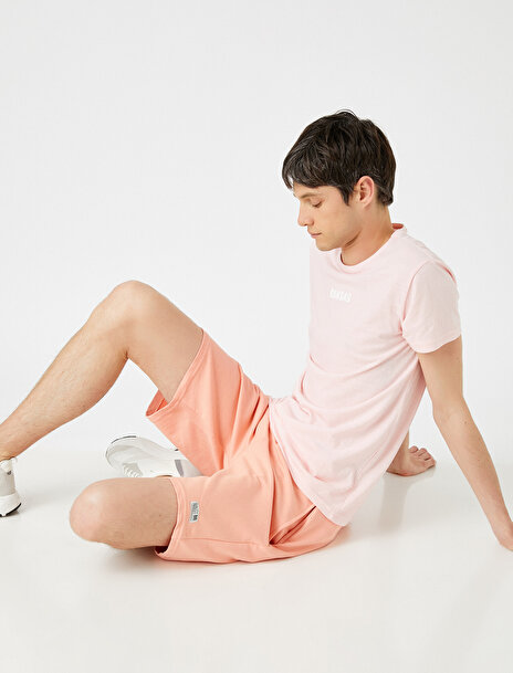 Koton Erkek Basic Şort Cepli Pamuklu Belden Bağlamalı