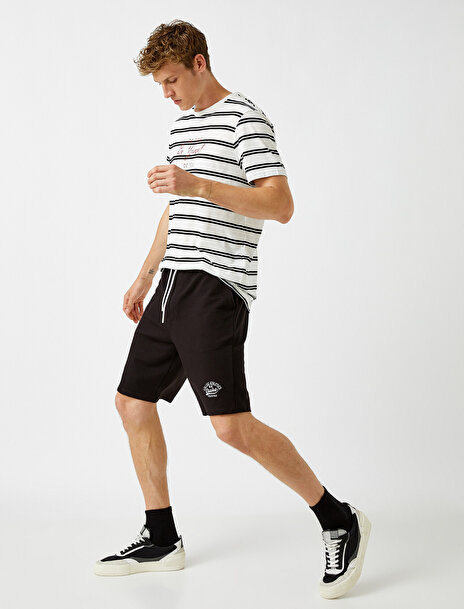 Koton Erkek Bağcıklı Şort Logolu Koton Erkek Bağcıklı Şort Logolu