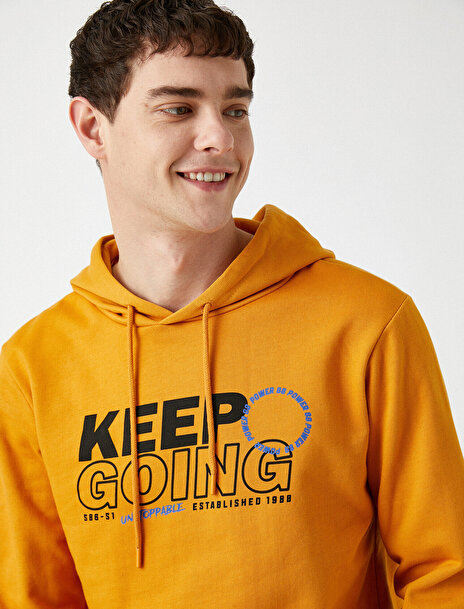 Koton Erkek Yazılı Baskılı Kapüşonlu Uzun Kollu Sweatshirt
