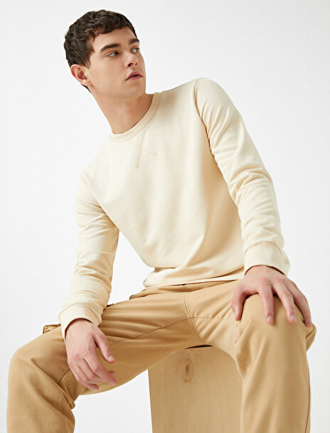 Koton Erkek Pamuklu Basic Bisiklet Yaka Uzun Kollu Sweatshirt Koton Erkek Pamuklu Basic Bisiklet Yaka Uzun Kollu Sweatshirt