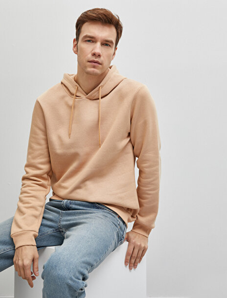 Koton Erkek Pamuklu Kapüşonlu Uzun Kollu Basic Sweatshirt Koton Erkek Pamuklu Kapüşonlu Uzun Kollu Basic Sweatshirt