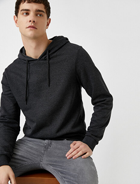 Koton Erkek Kapüsonlu Pamuklu Uzun Kollu Basic Sweatshirt Koton Erkek Kapüsonlu Pamuklu Uzun Kollu Basic Sweatshirt