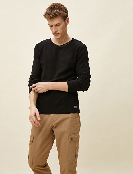 Koton Erkek Basic Slim Fit Bisiklet Yaka Uzun Kollu Kazak Koton Erkek Basic Slim Fit Bisiklet Yaka Uzun Kollu Kazak