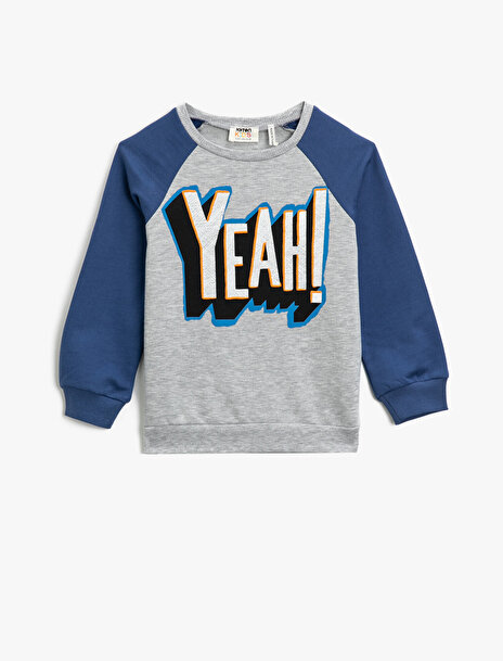 Koton Erkek Çocuk Pamuklu Yazılı Baskılı Bisiklet Yaka Uzun Kollu Sweatshirt Koton Erkek Çocuk Pamuklu Yazılı Baskılı Bisiklet Yaka Uzun Kollu Sweatshirt