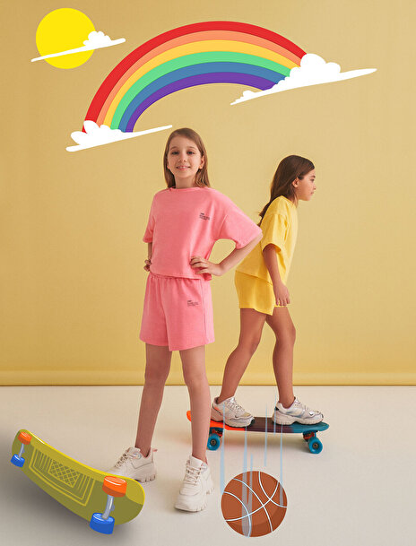 Koton Kız Çocuk Organik Pamuklu Baskili Tisört Bisiklet Yaka Kisa Kollu