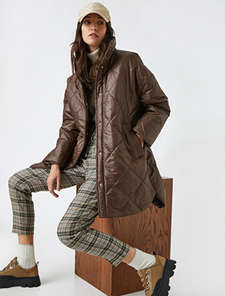 Koton Kadın Dik Yaka Kapitone Şişme Mont