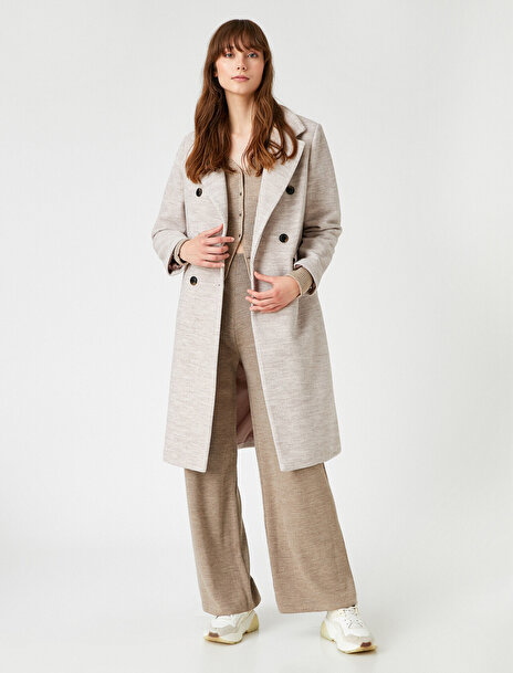 Koton Kadın Düğmeli Kaşe Kaban Uzun Cep Detayı Yakalı