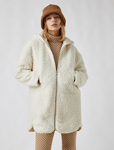 Koton Kadın Peluş Kaban