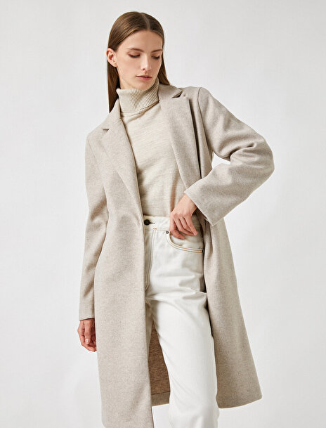 Koton Kadın Parlak Taş Düğmeli Katlı Yaka Uzun Kaban