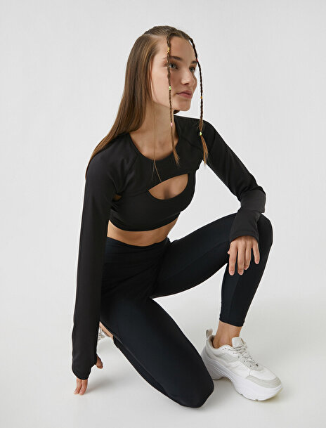 Koton Kadın Uzun Kollu Crop Sporcu Sütyeni Pencere Detaylı