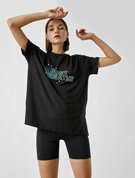 Koton Kadın Baskılı Oversize Spor Tişört Koton Kadın Baskılı Oversize Spor Tişört