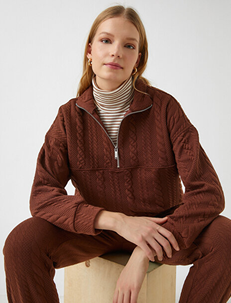 Koton Kadın Desenli Fermuar Yaka Sweatshirt