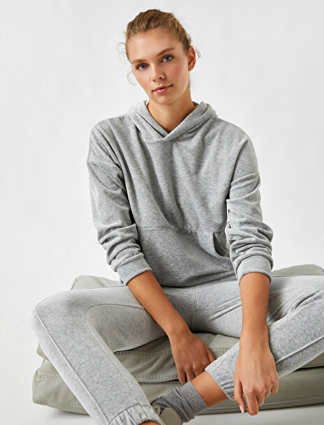 Koton Kadın Kapüşonlu Kanguru Cepli Sweatshirt