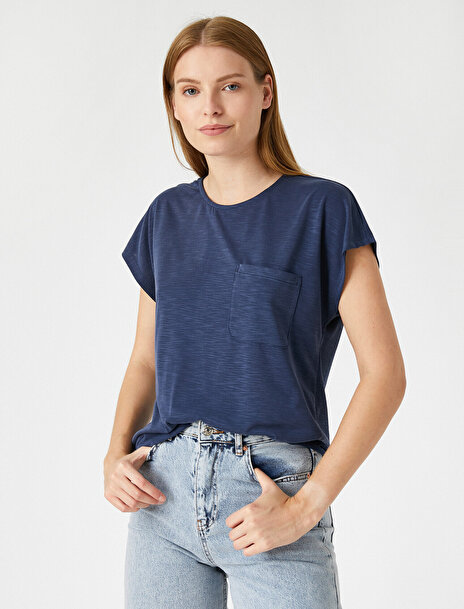 Koton Kadın Kısa Kollu Bisiklet Yaka Cepli Tişört