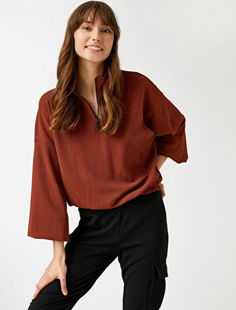 Koton Kadın Yakası Fermuarlı Sweatshirt Dokulu