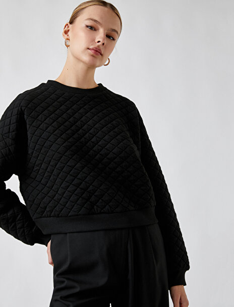 Koton Kadın Uzun Kollu Bisiklet Yaka Kapitone Sweatshirt Koton Kadın Uzun Kollu Bisiklet Yaka Kapitone Sweatshirt