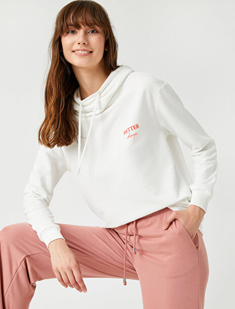 Koton Kadın Uzun Kollu Kapüşonlu Yazı Baskılı Sweatshirt