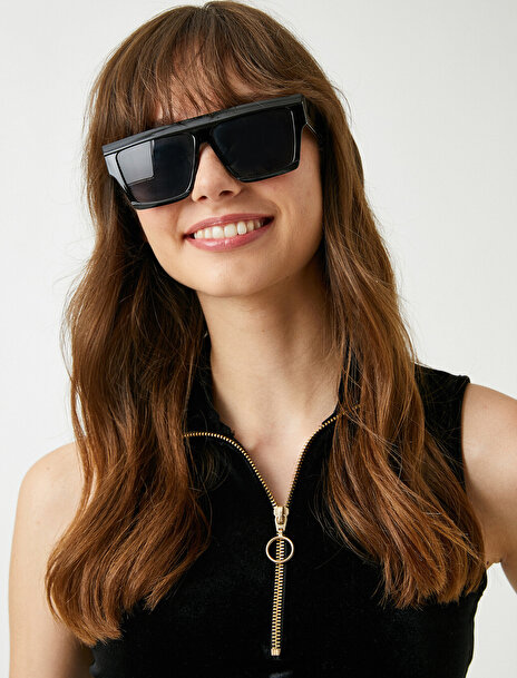 Koton Kadın Yakası Fermuarlı Atlet Kadife Koton Kadın Yakası Fermuarlı Atlet Kadife