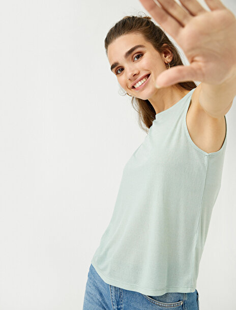 Koton Kadın Sporcu Atleti Bisiklet Yaka